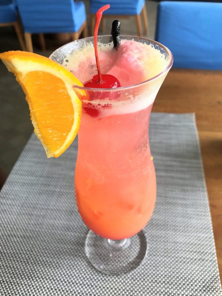 25 Easy Punch Recipes That Are Perfect For Summer