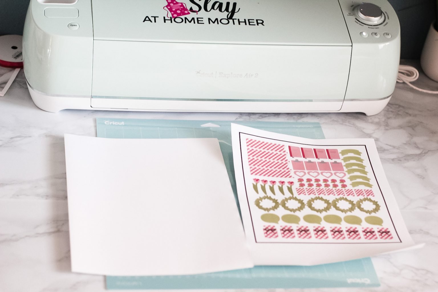 Cricut Print Then Cut Tutorial: Easy DIY Stickers