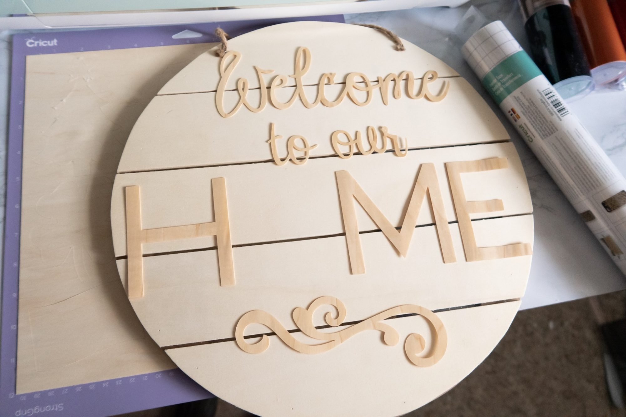 Interchangeable Welcome Sign DIY - Slay At Home Mother