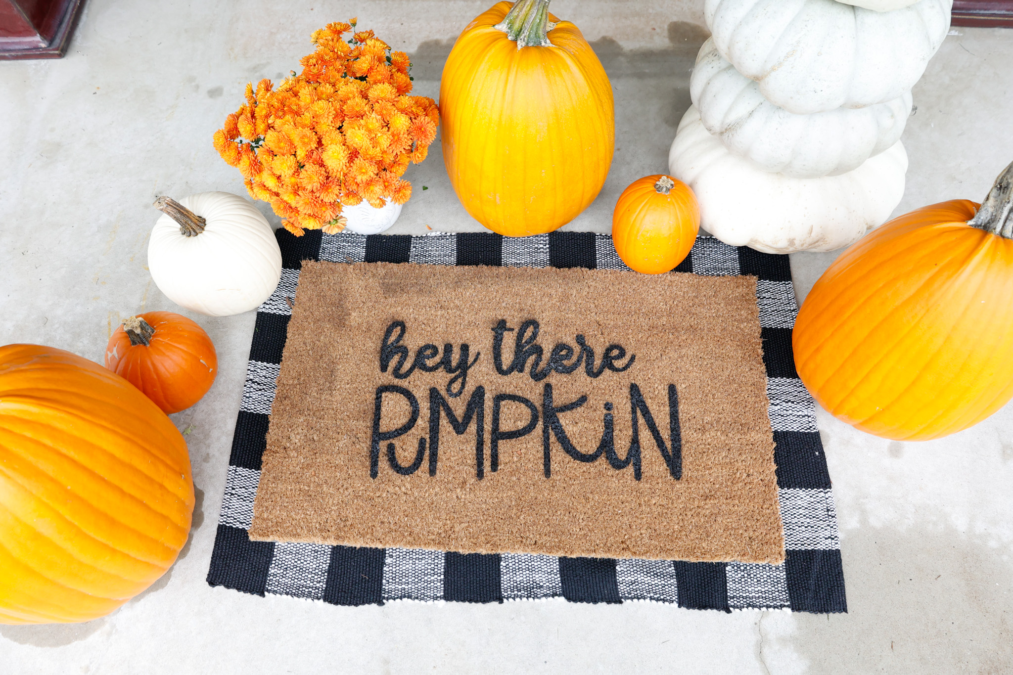 DIY Doormat - An Easy Cricut Project - Slay At Home Mother