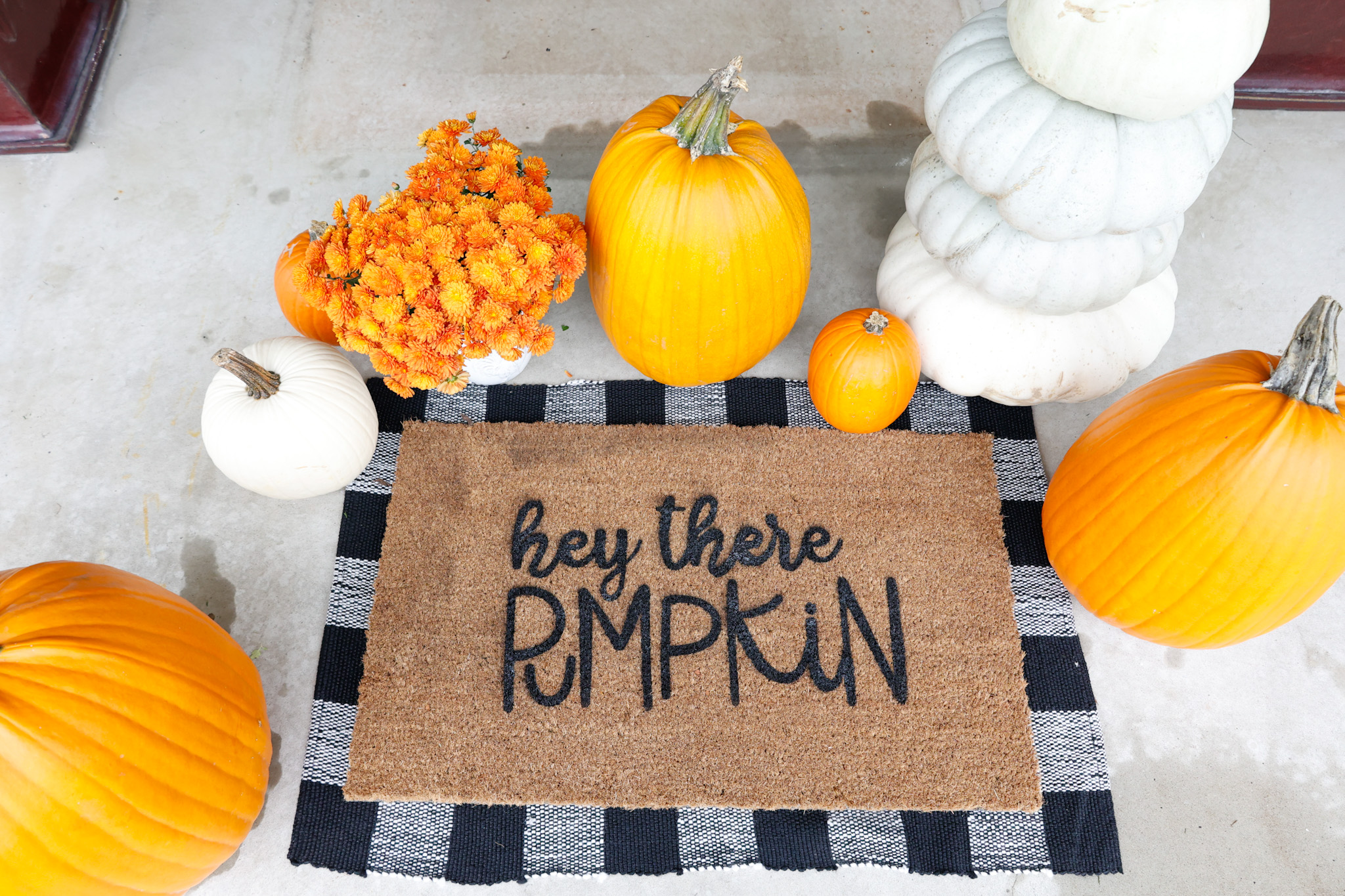 DIY Doormat - An Easy Cricut Project - Slay At Home Mother